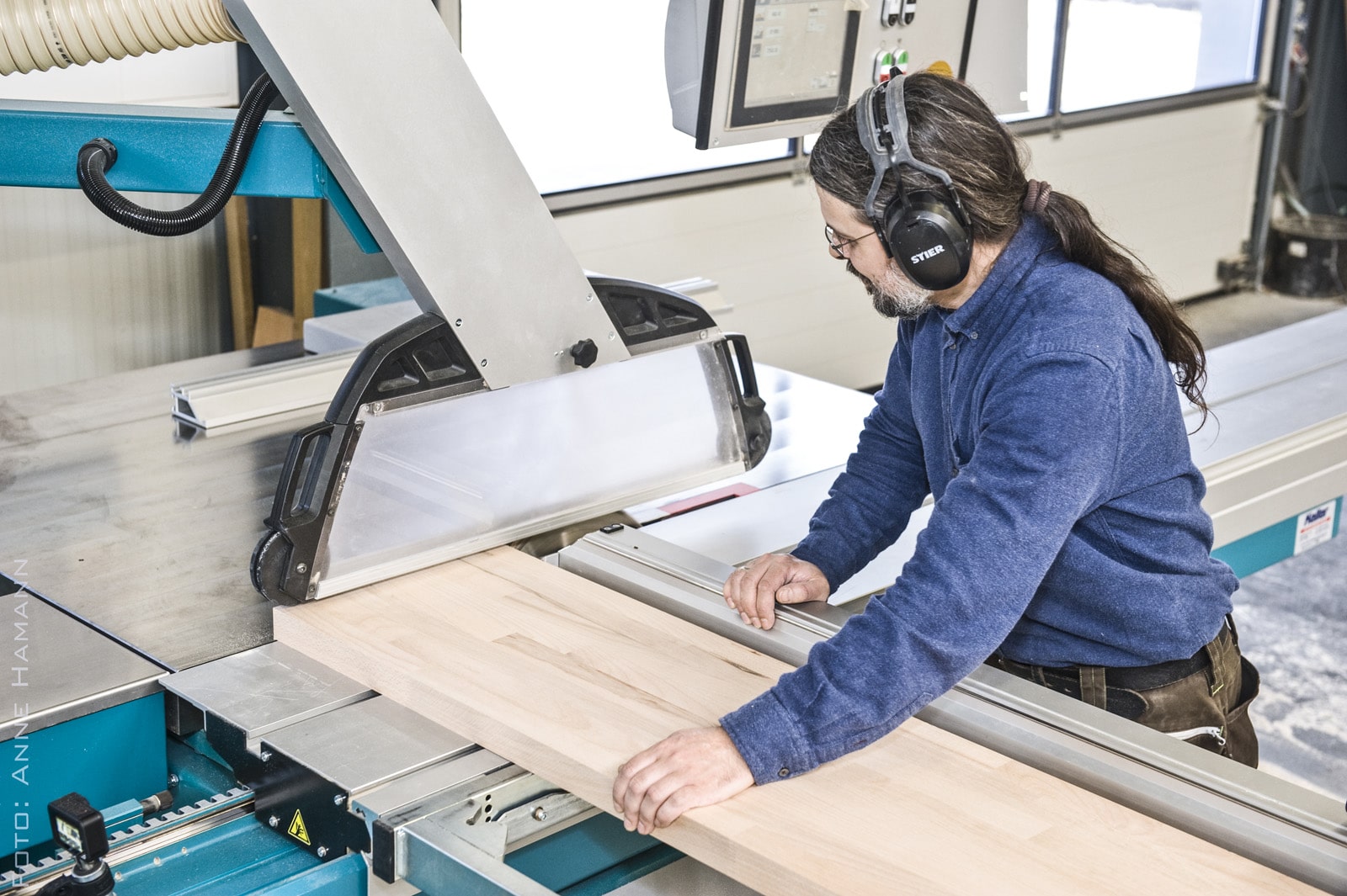 Datacolor’s ColorReader in use at Midvinter Woodworks – Professional ...