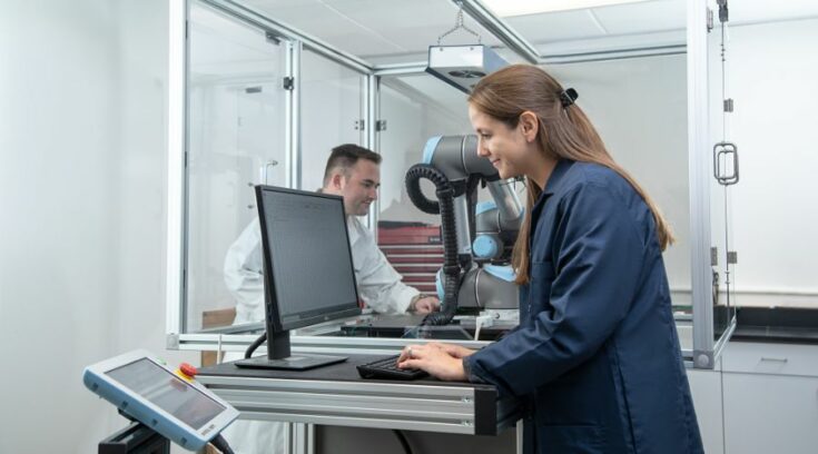 Flexible Support for Fluctuating Demands: Datacolor's Paint Lab ...